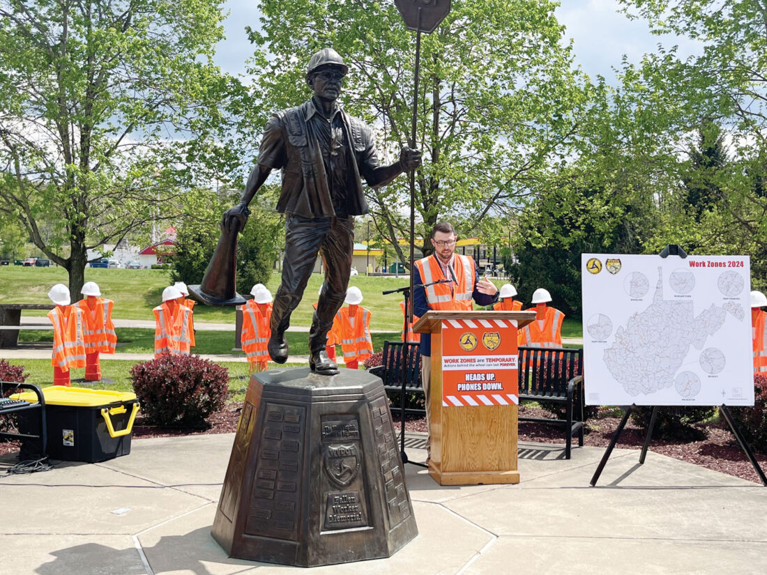 Williamstown ceremony honors fallen West Virginia DOH workers | News ...